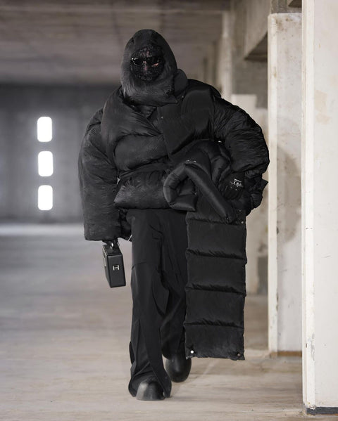 HELIOT EMIL ++ AW23 'CONNECTED FORMS'